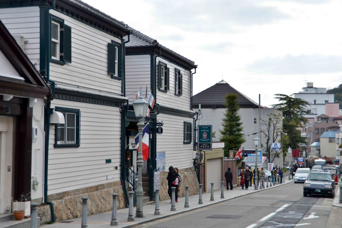 Dutch Influences in Japan: Historical and Cultural Landmarks - GoConnect